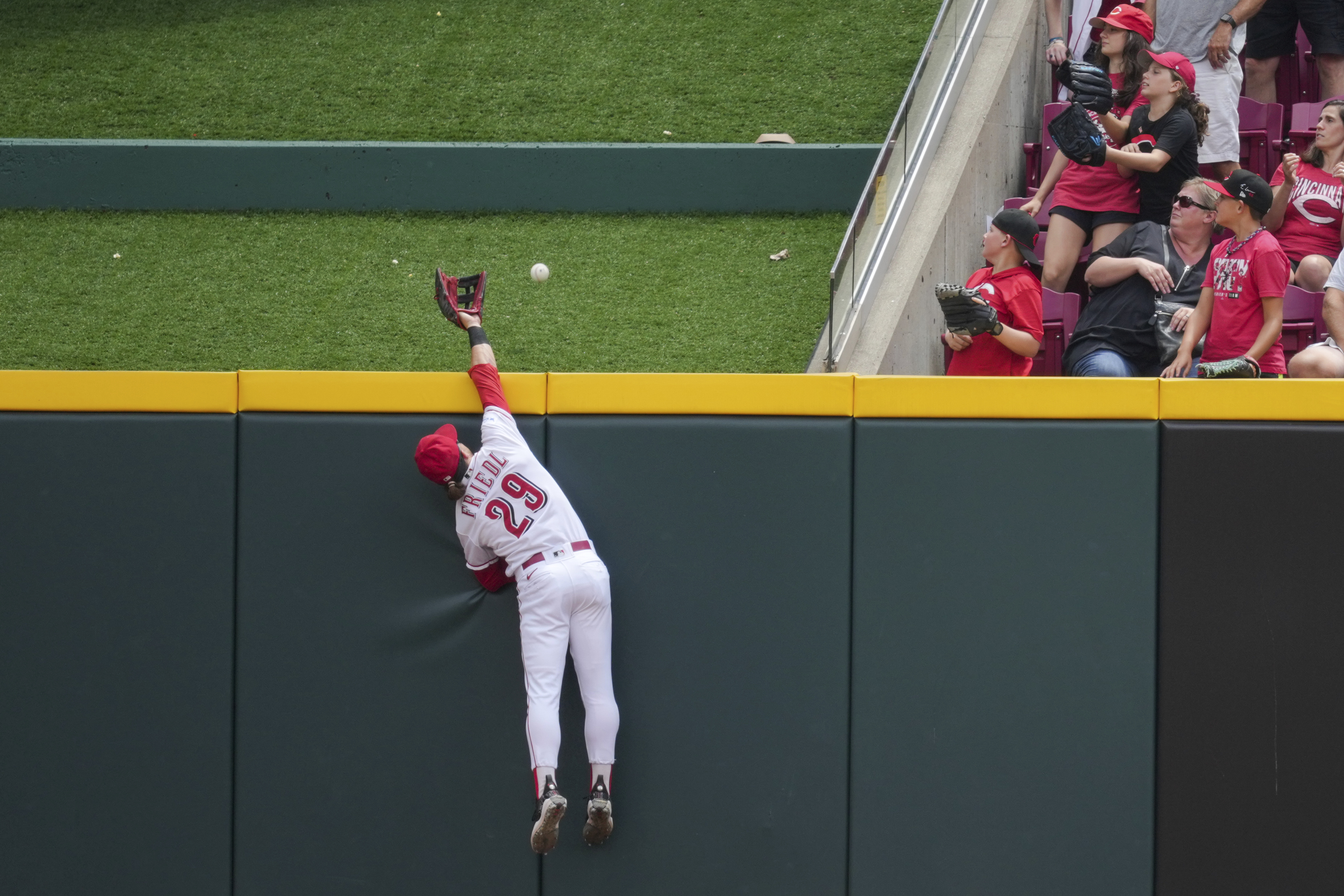 Cincinnati Reds Broom Sweep Baseball