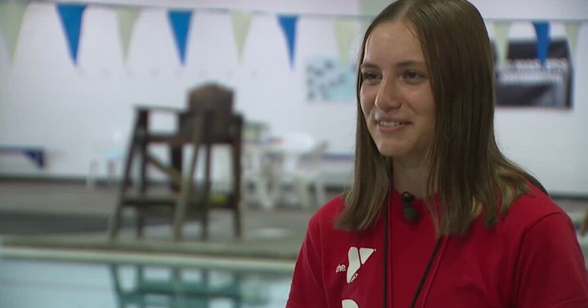 Teenage lifeguard helps couple deliver baby at YMCA pool in Colorado
