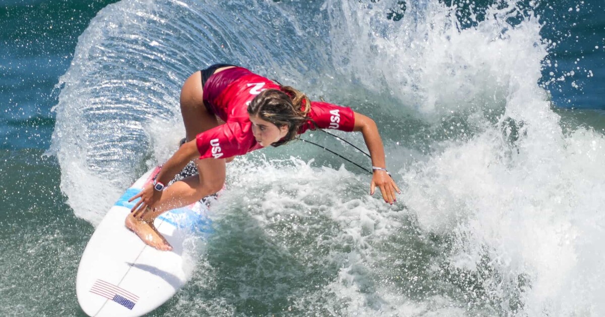 U.S. teen Caroline Marks, teammate Carissa Moore surf into semis