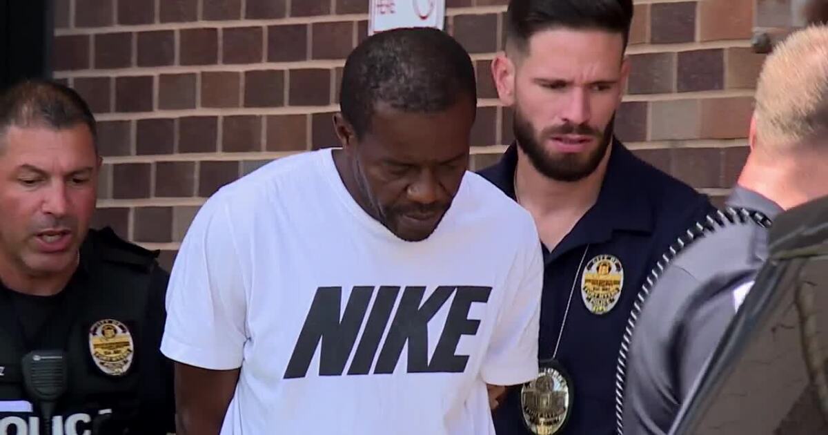 Police Arrest Carjacking Suspect Who Was Hit By Vehicle