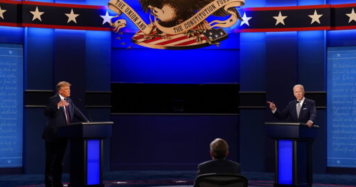 Facial expressions, hand gestures: The body language of the debates