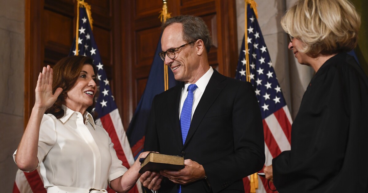 9 women now serving as governors in US, tying a record