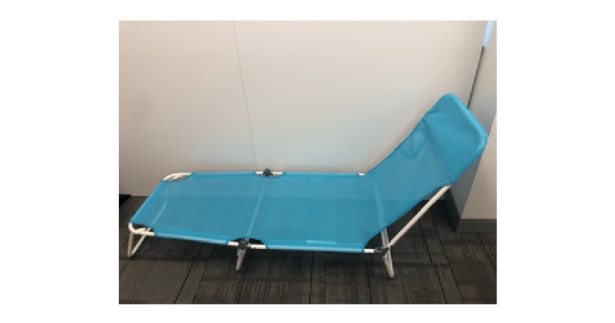 Recall issued for beach chairs sold at Family Dollar
