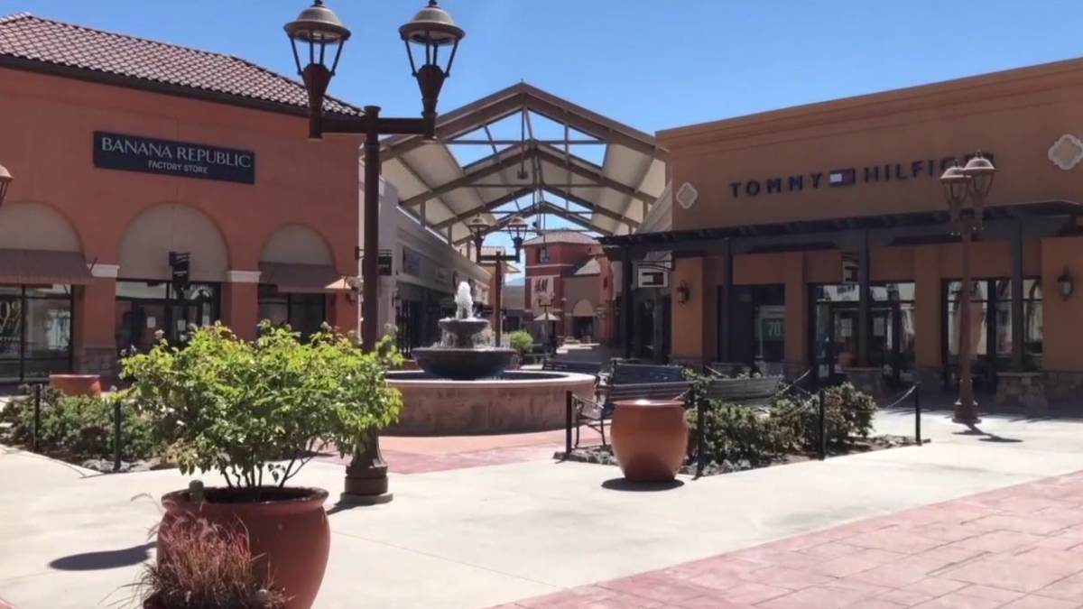 six flags to tejon outlets