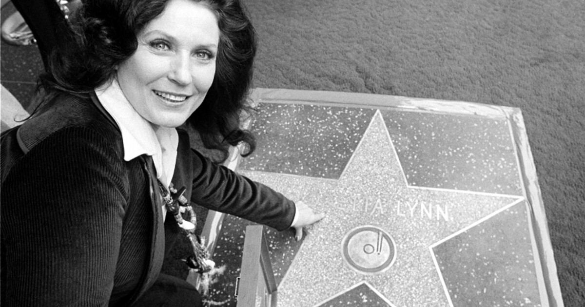 Loretta Lynn: Life in Pictures