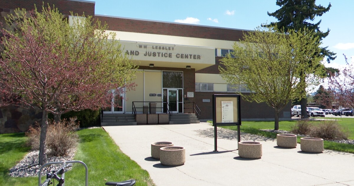 Bozeman treatment court celebrated for giving graduates second chance ...