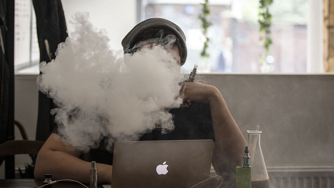 Vaping lung injury cases rise to 2,290, CDC says