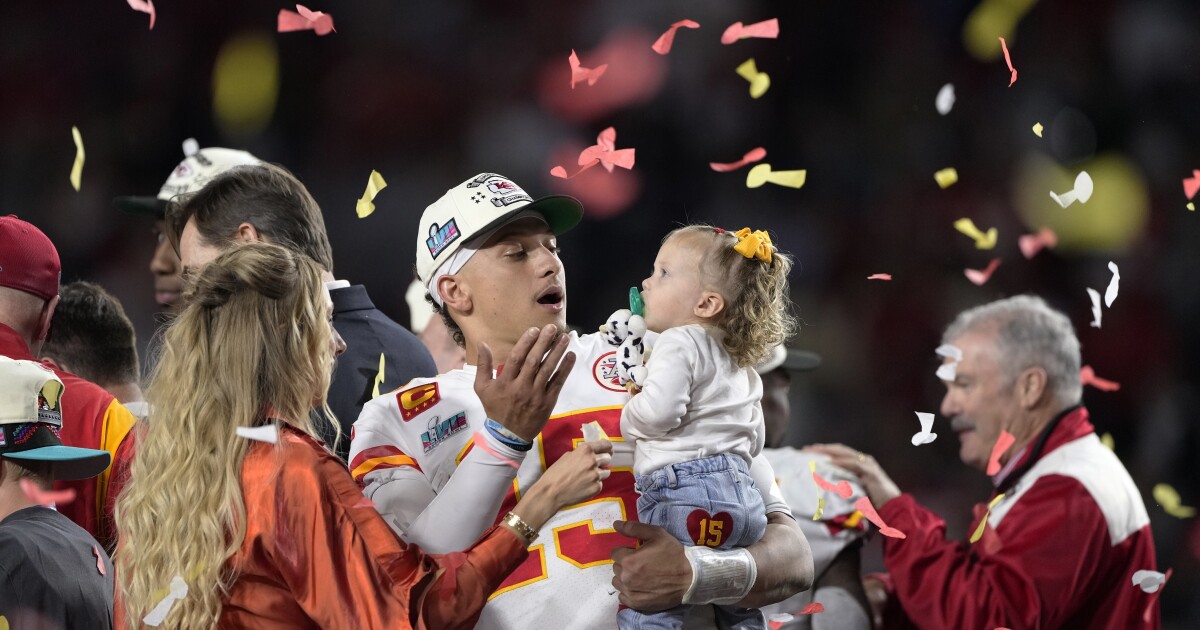Chiefs QB Patrick Mahomes becomes 6th player to win multiple Super Bowl ...