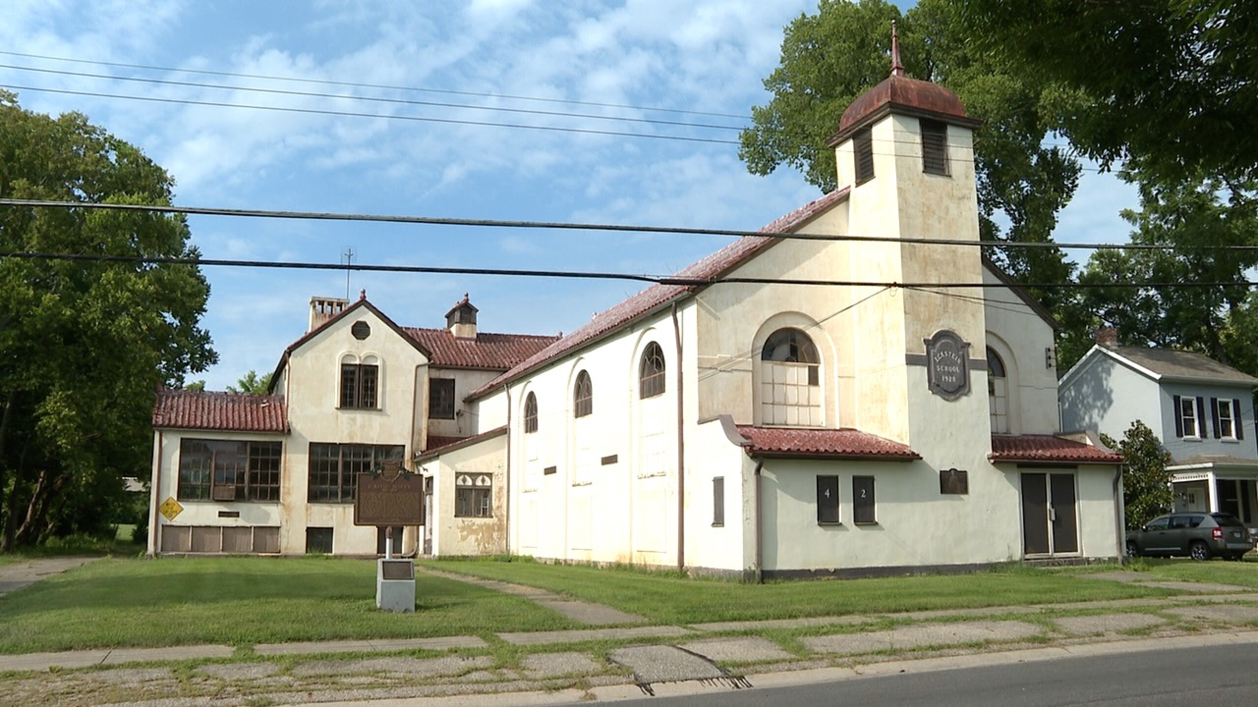 Bengals center Ted Karras pledges to help repair Eckstein School after ... Bengals center Ted Karras pledges to help repair Eckstein School after ...