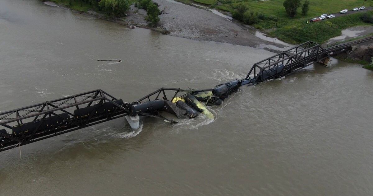 Crews prepare for bridge repair at derailment site near Reed Point
