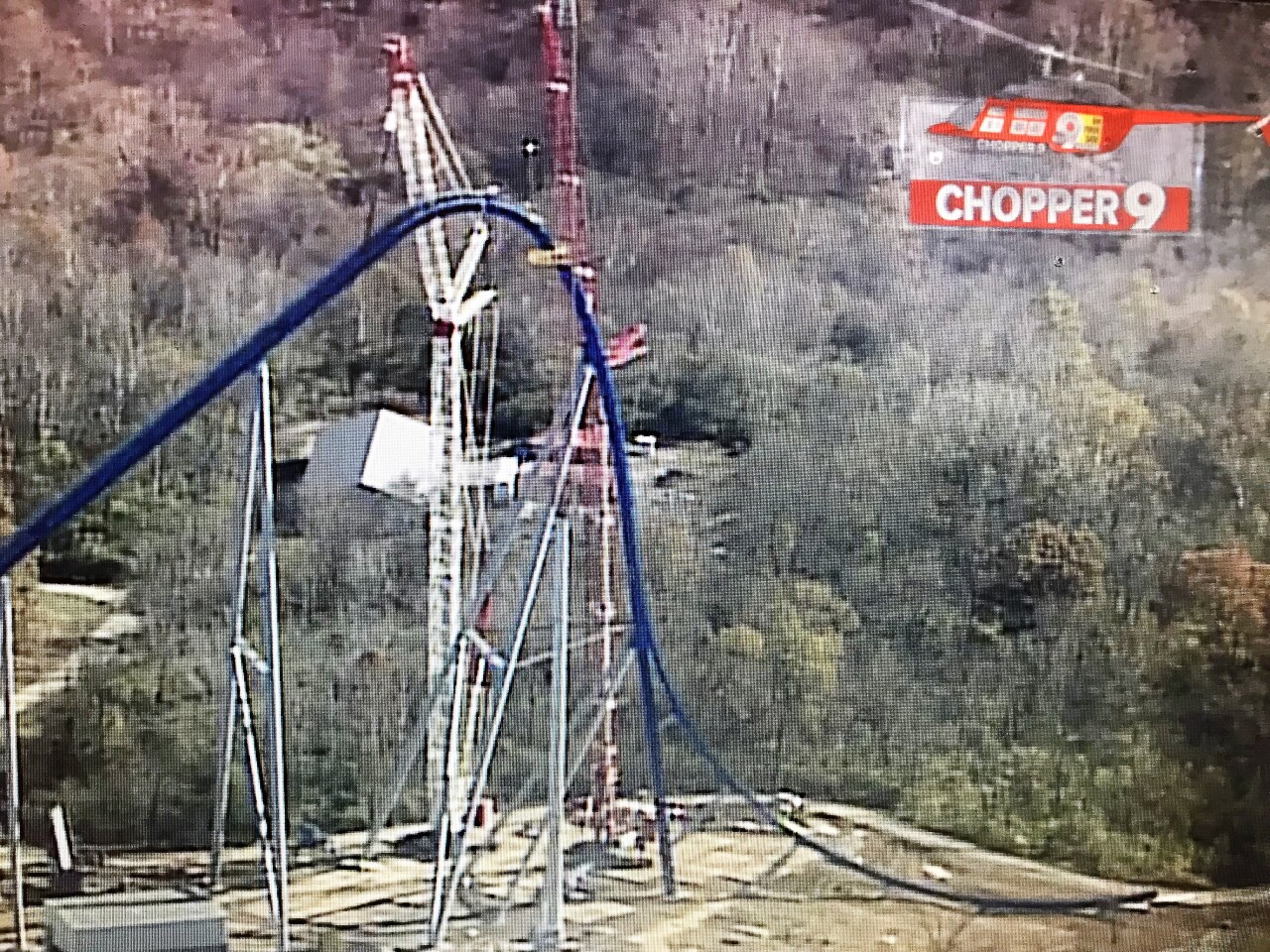 Kings Island tops off Orion Giga coaster