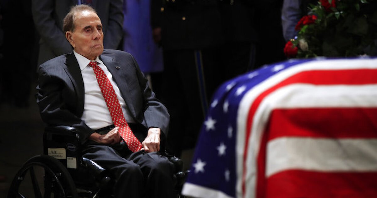 Longtime senator, presidential candidate & war hero Bob Dole has died