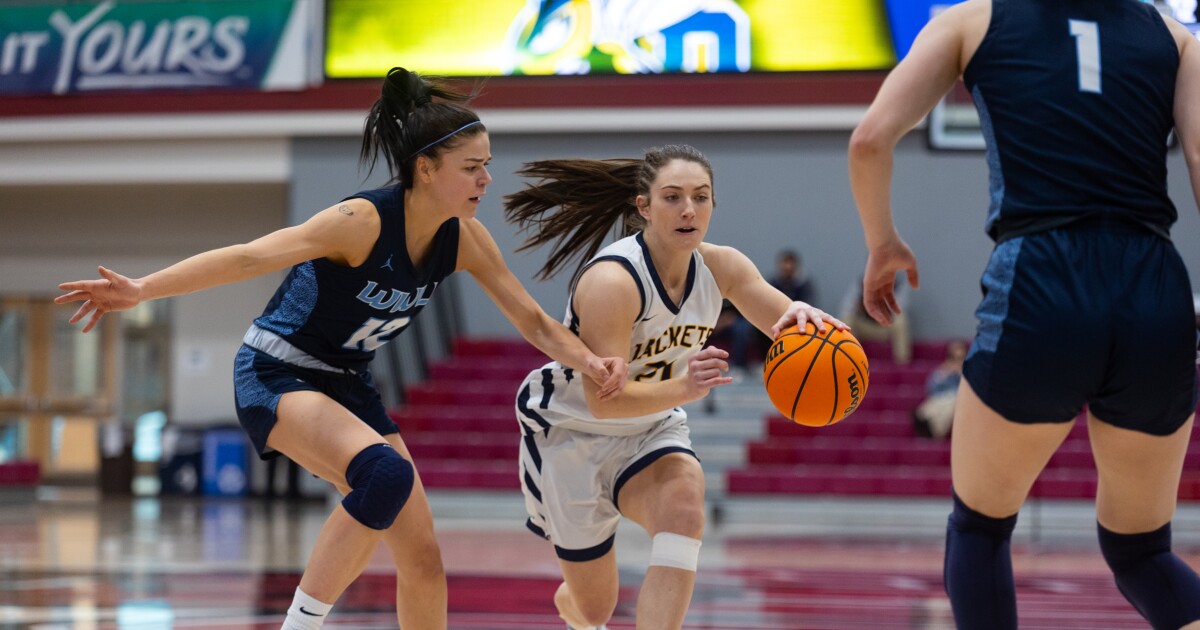 Q2 AOW: 'Need to see it through'; MSUB's Dani Zahn excels despite 4 ACL tears