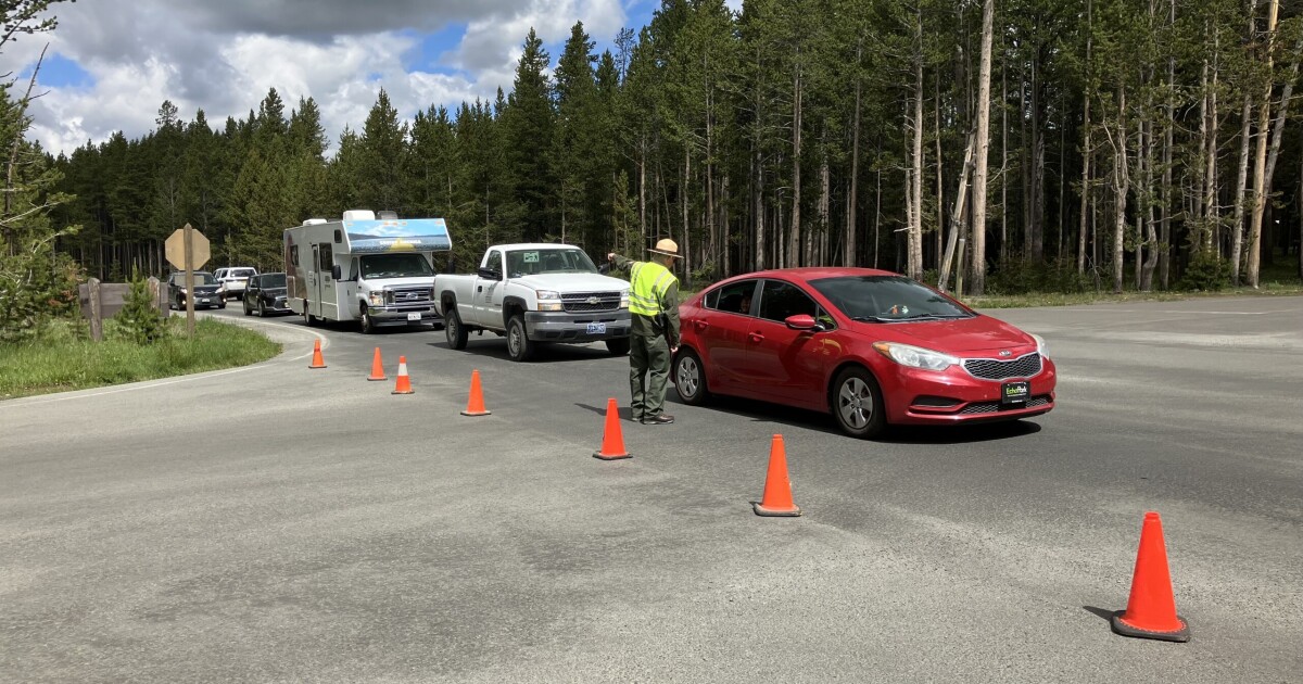 Shooting at Yellowstone National Park leaves ranger injured, suspect dead