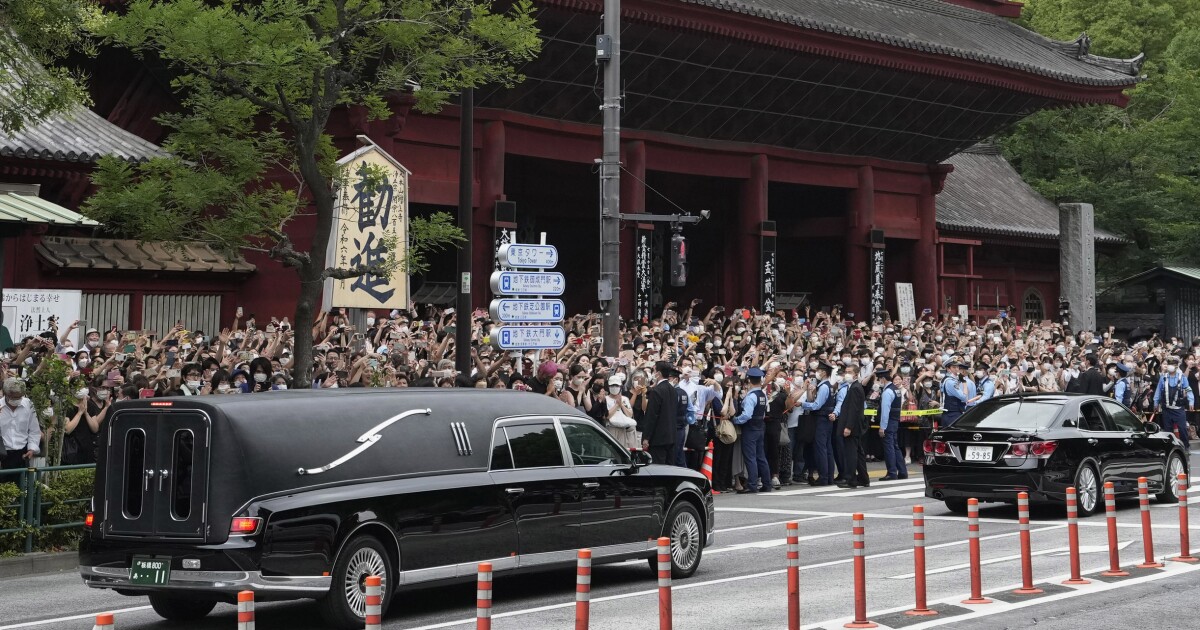 Japanese say final goodbye to assassinated former leader Abe
