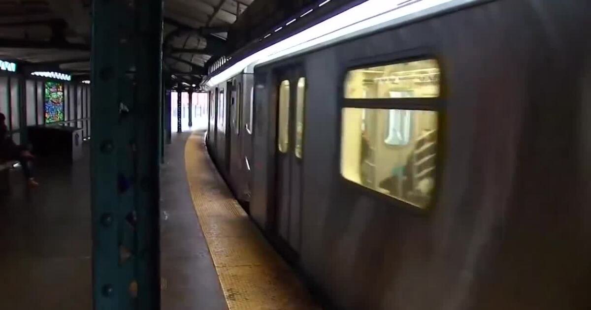 Suspect arrested in fatal stabbings in NYC subway system Suspect arrested in fatal stabbings in NYC subway system