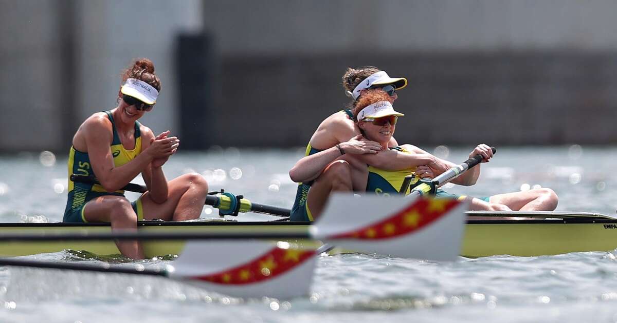 Australia wins both fours in record-laden rowing finals day