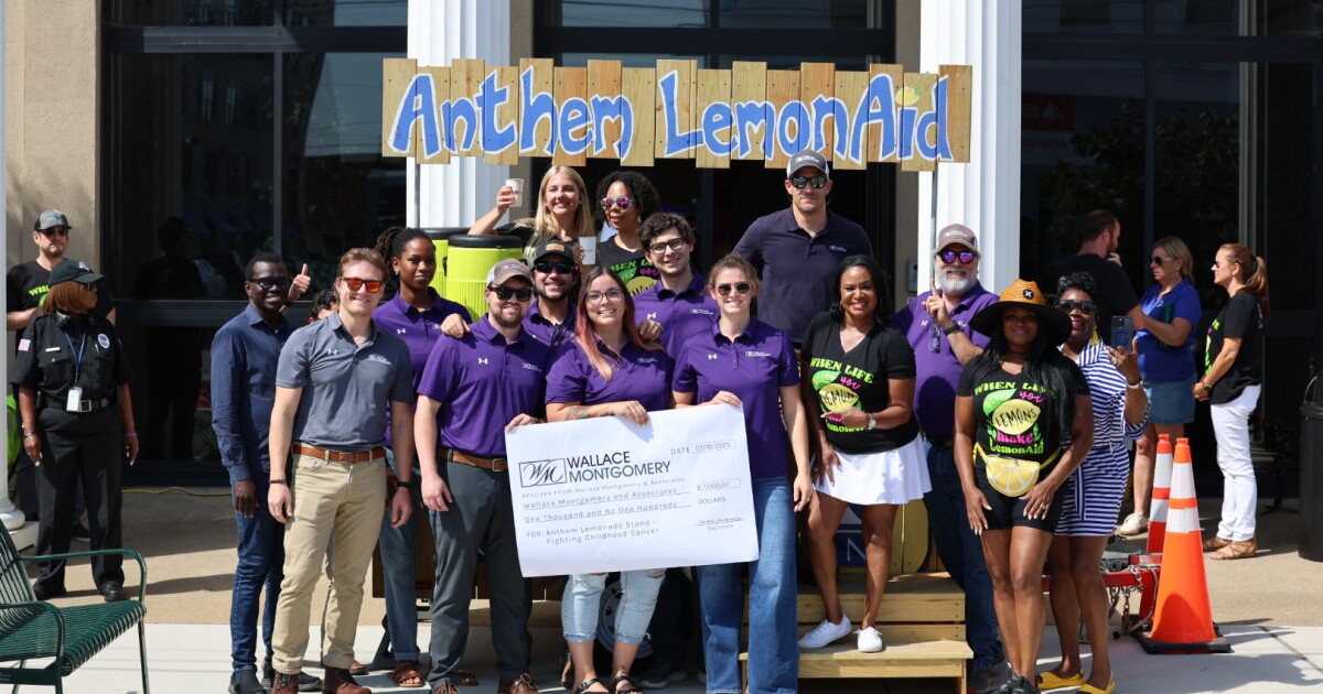 PHOTOS: Anthem LemonAid stand at CBS 6