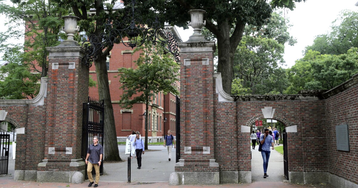Harvard, MIT sue to block ICE rule on international students