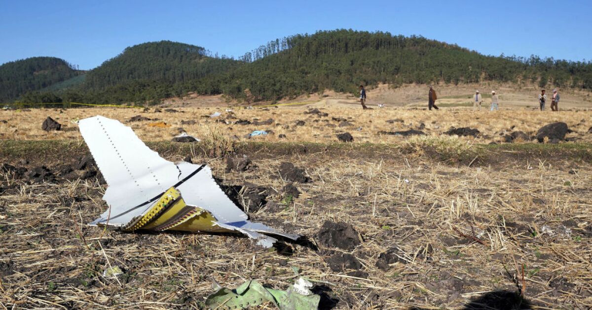 Boeing 737 black box found as planes grounded after Ethiopian Airlines ...