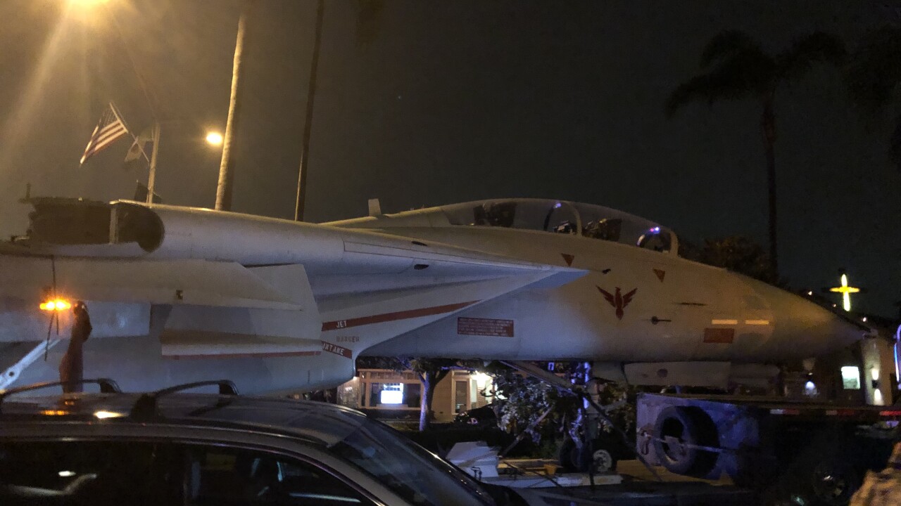 Top Gun 2 plane driven through Coronado streets