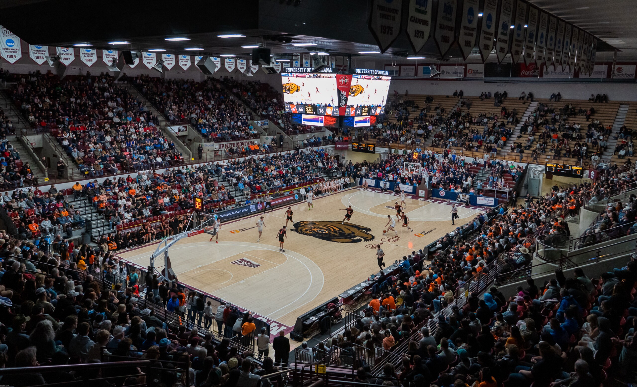 State B boys: Reynolds Johnston wows, Loyola rolls to third straight title