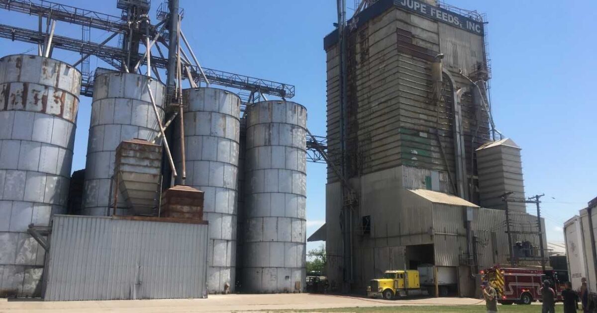 Scene of possible explosion cleared in Temple