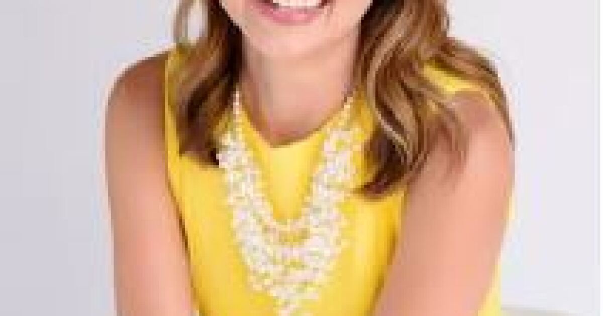 Hayley Harmon saying goodbye to LEX 18