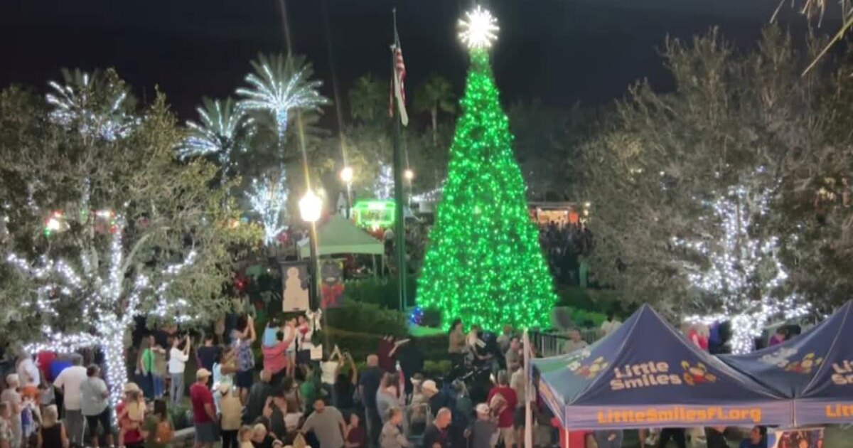 Christmas tree lighting event held at Tradition