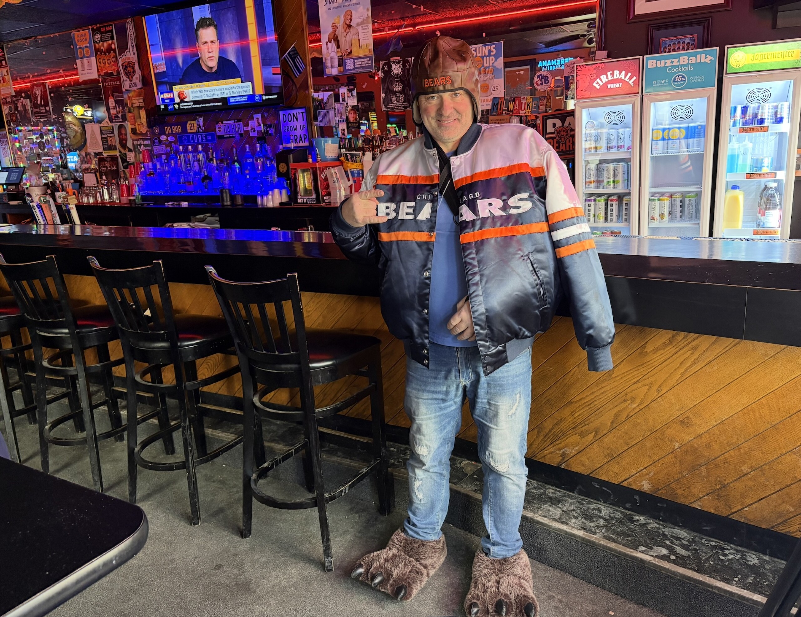 Owner of Bears-Packers rivalry bar in West Allis gears up for Saturday game