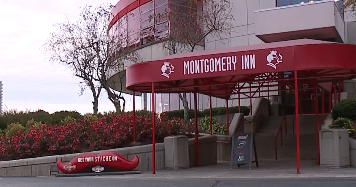 Montgomery Inn Boathouse restaurant pushes back reopening date
