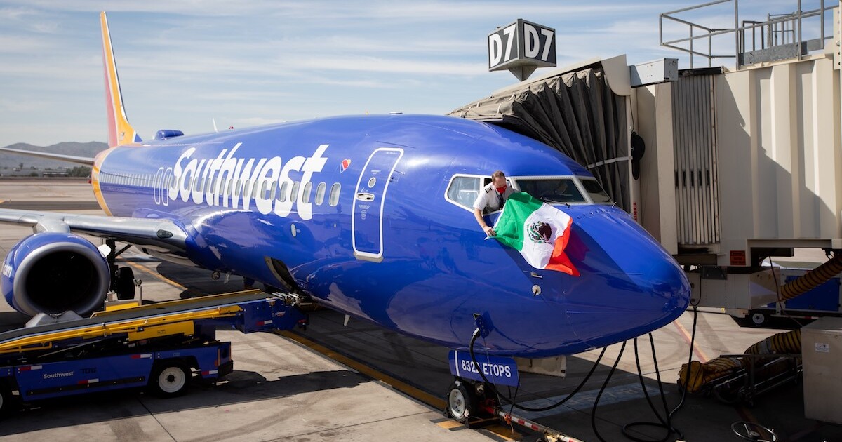 Southwest Airlines starts flights to Mexico from Phoenix Southwest Airlines starts flights to Mexico from Phoenix