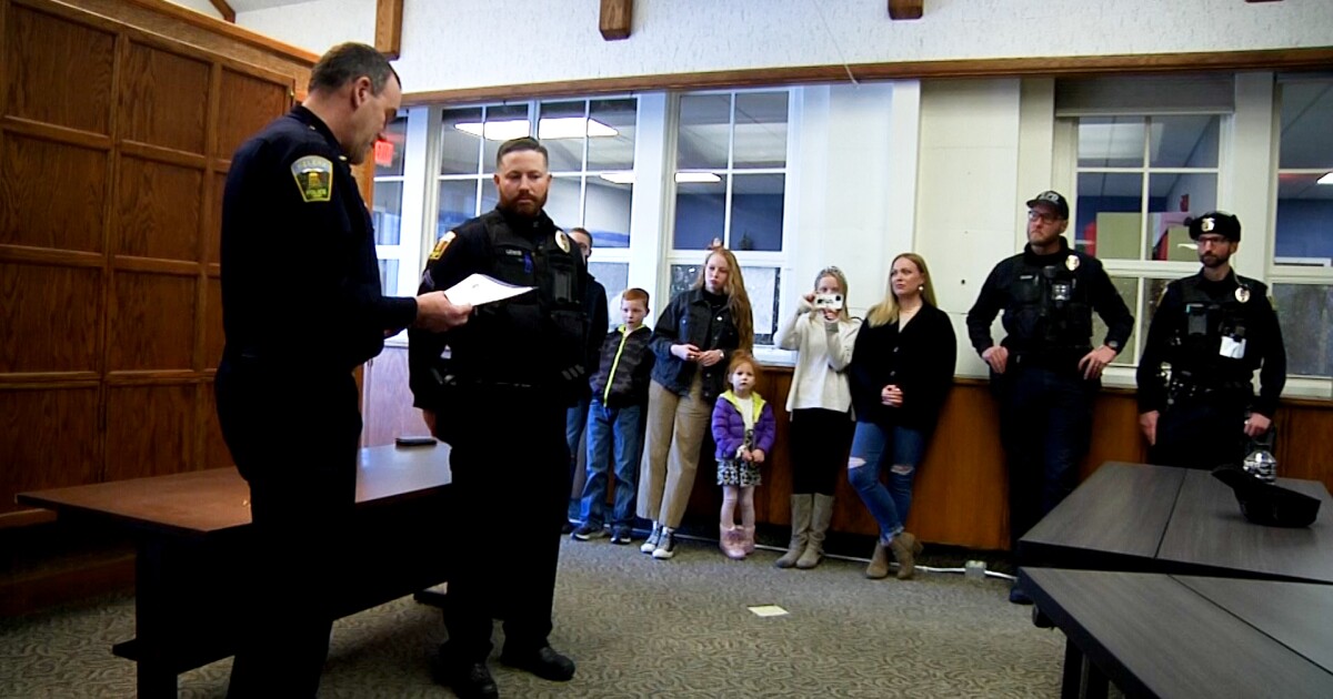 Helena police officer receives Lifesaving Award