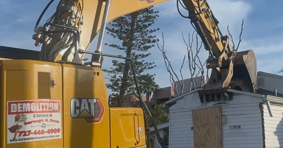 Madeira Beach residents worry about the future as crews take down ...