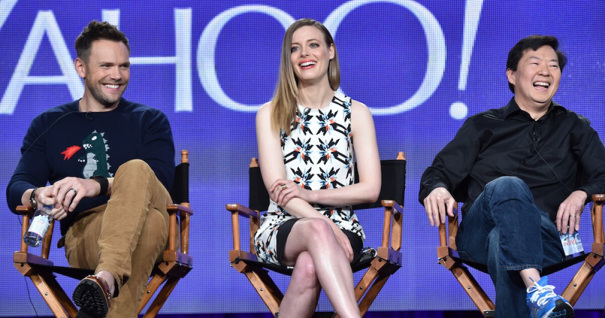 Cast of 'Community' to reunite in support of COVID-19 relief