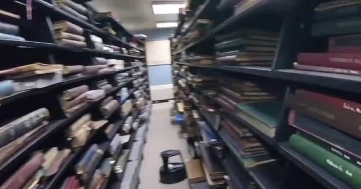 UW-Milwaukee library houses rare map collection