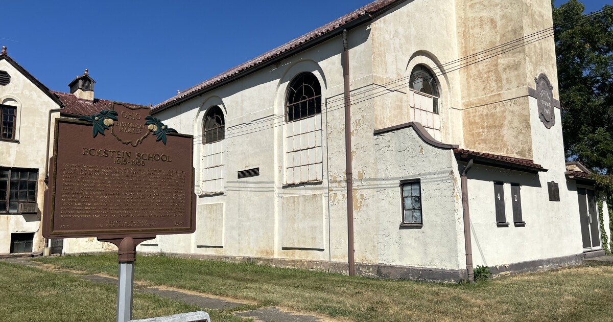 Bengals center Ted Karras pledges to help repair Eckstein School after ... Bengals center Ted Karras pledges to help repair Eckstein School after ...