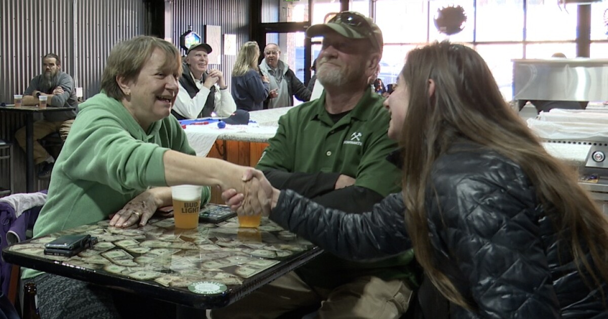 Butte packs new M&M bar's opening day