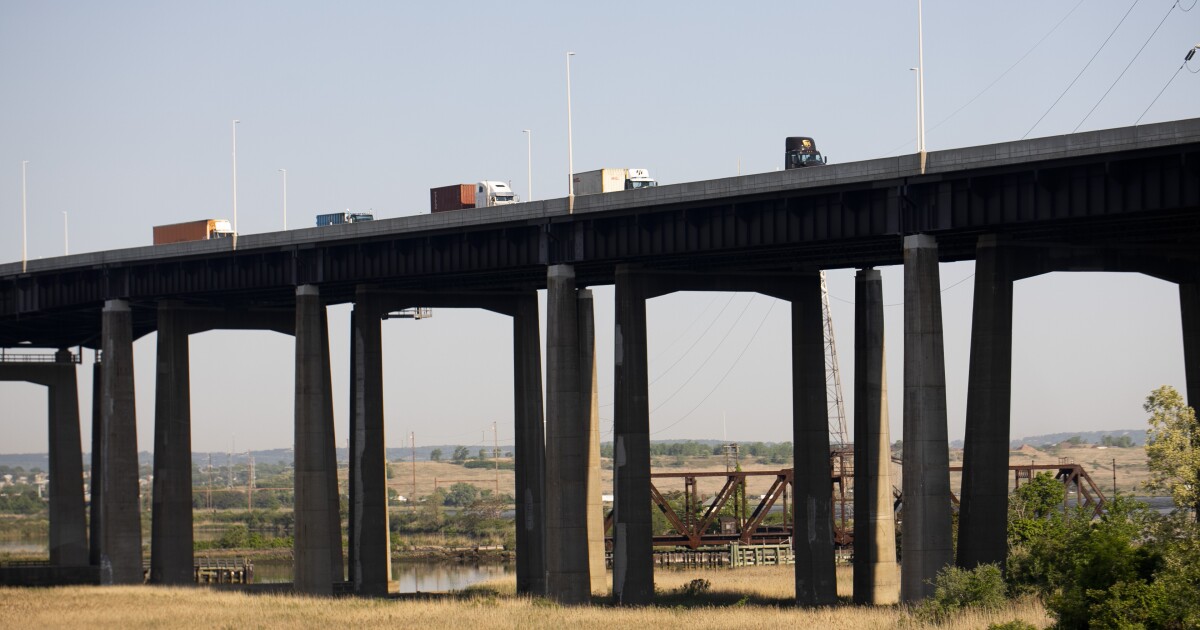 Aging bridges in need of federal funds