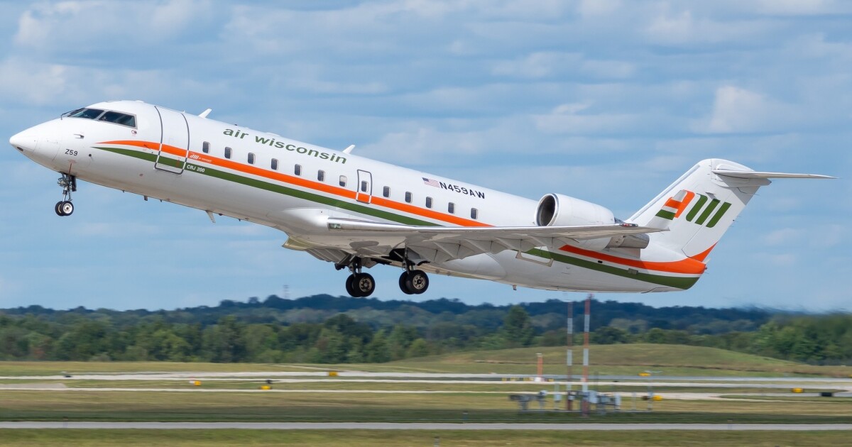 Air Wisconsin to stop flying for American