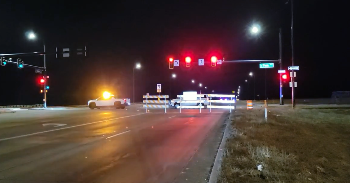 1 dead, 3 injured in Denver vehicle crash near DIA