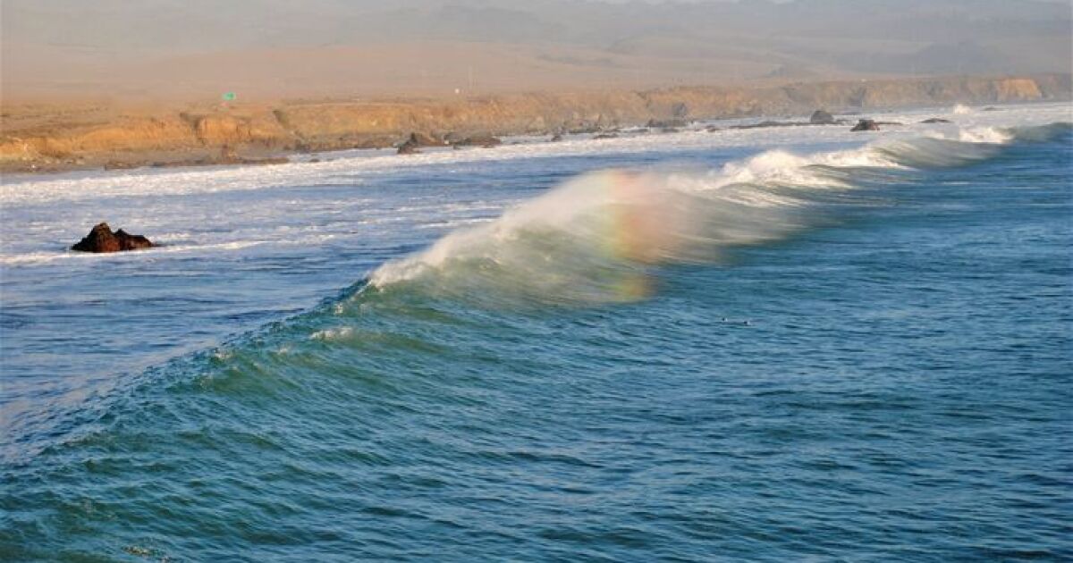 High surf and tides on the Central Coast