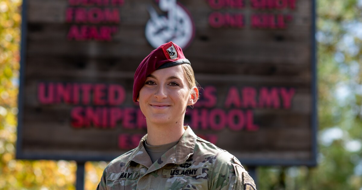 Army Sgt. becomes first active-duty female Army sniper