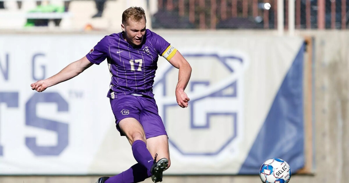 Carroll soccer prepares for program's first NAIA national playoffs ...