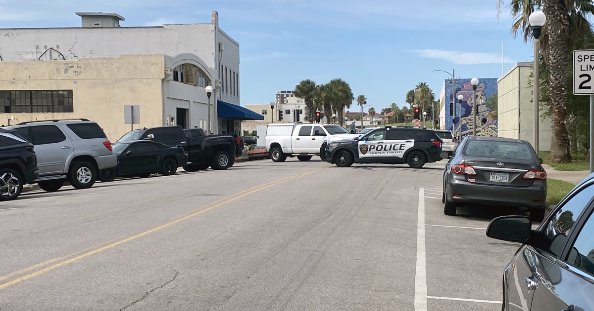 Police shut down N. Chaparral Monday after a woman reported a bomb in ...