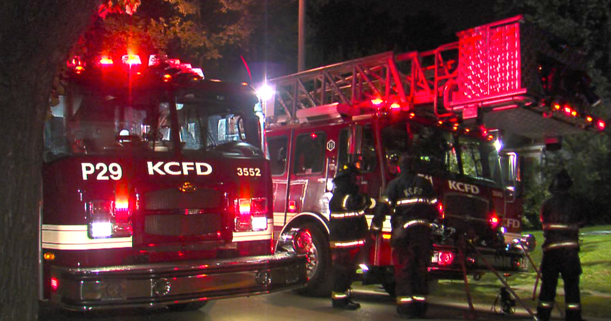 Extra crews help tamp down fire at vacant Kansas City apartment