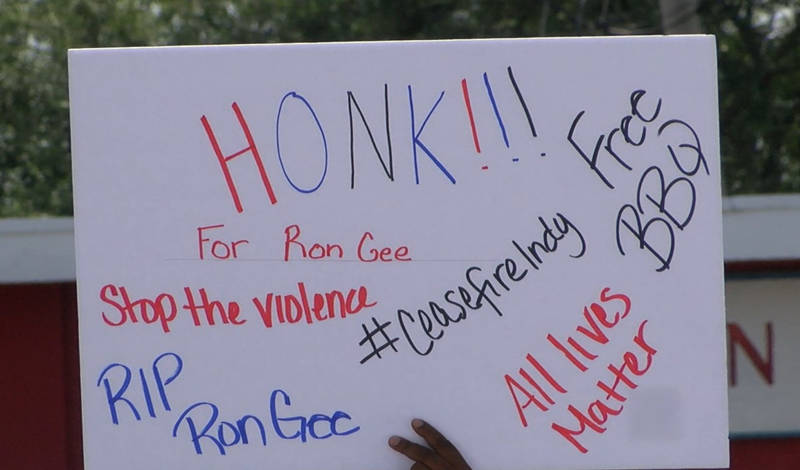 Cease Fire Indy holds honking rally to honor founder Ron Gee