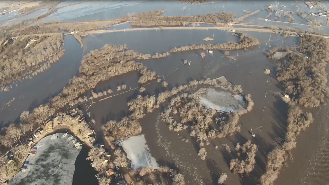 Residents in Percival, IA still recovering from the flood