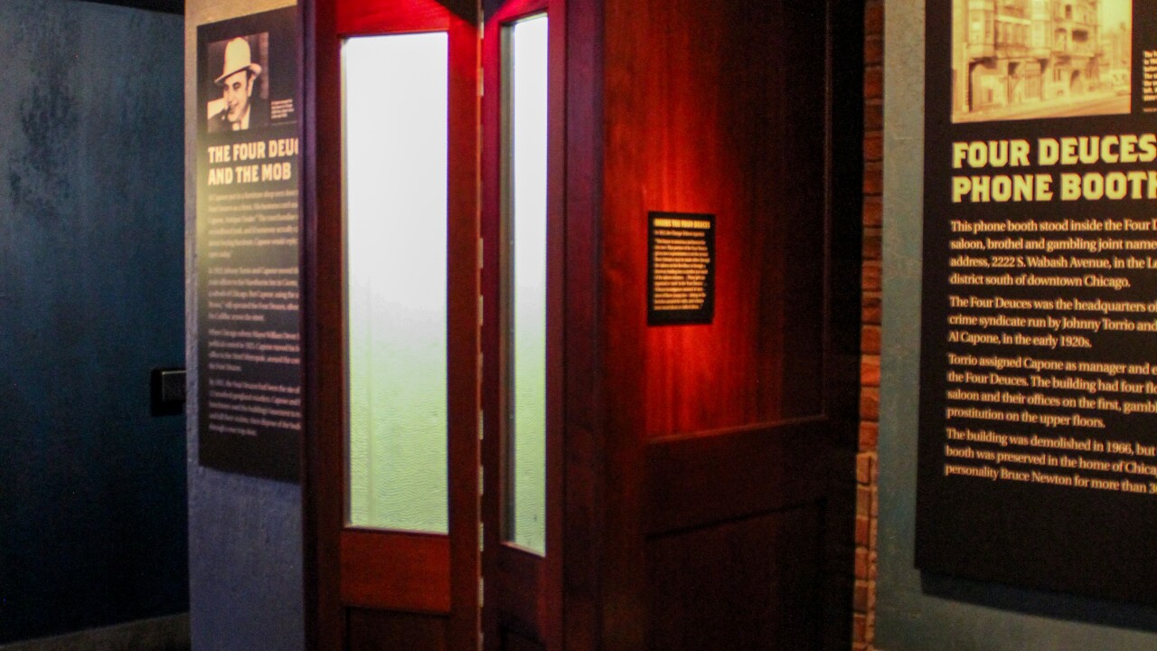 Mob Museum gets phone booth from Al Capone HQ in Chicago