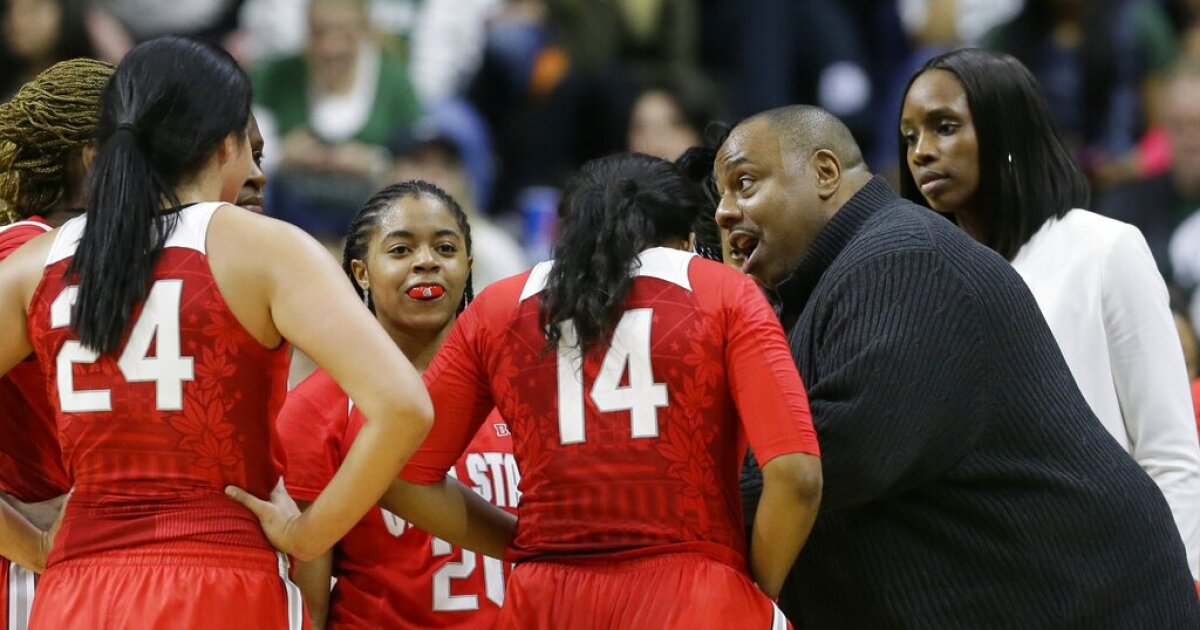 Long time CPS coach and father of WNBA star Mark Mitchell has passed away | Yappi Sports - THE ...